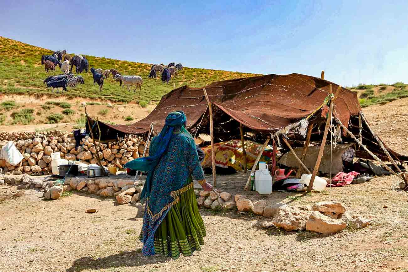 The Sahrawi Nomads of the Moroccan Sahara: Preserving Traditions in a ...