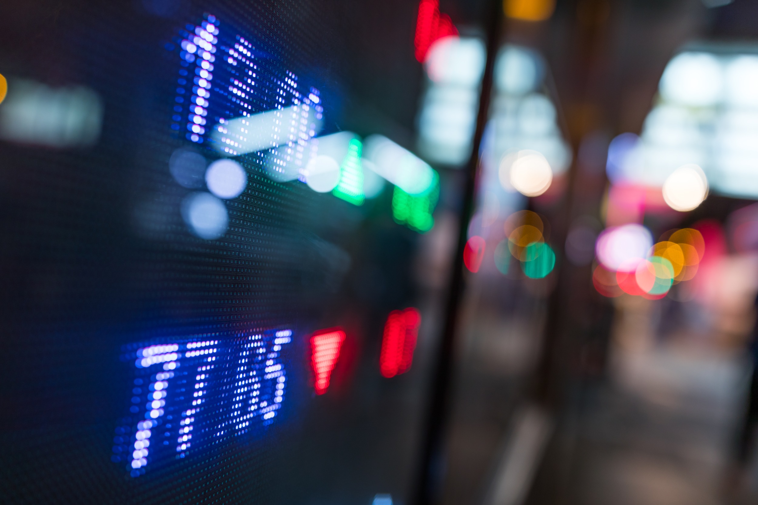 Is the Stock Market Running Too Hot? 5 Valuation Clues Investors Should ...